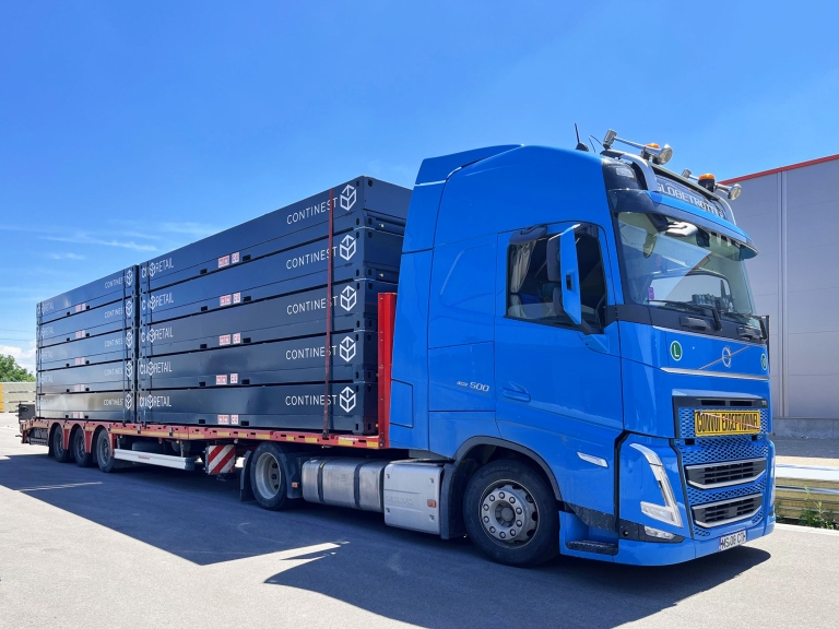 Continest’s innovative foldable containers are featured at the Paris ...